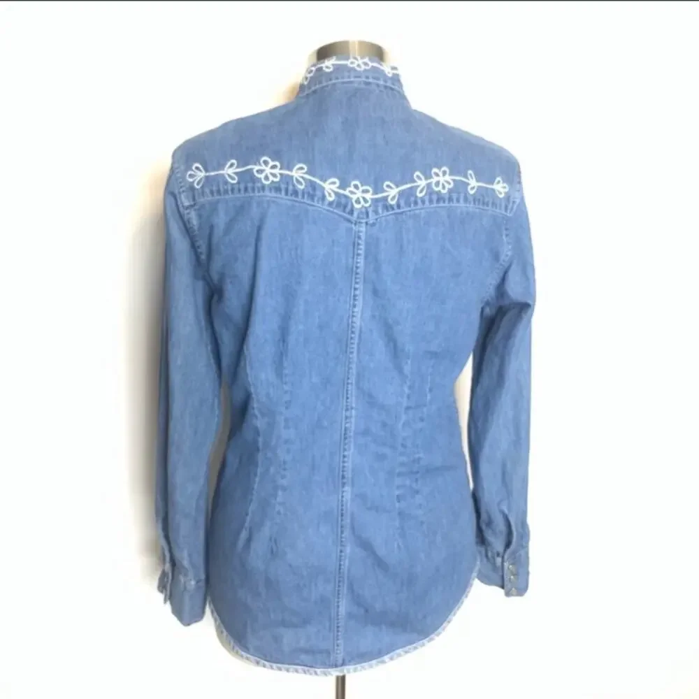 Tasha Polizzi | Tops | Tasha Polizzi Embroidery Floral Western Jean Top ...